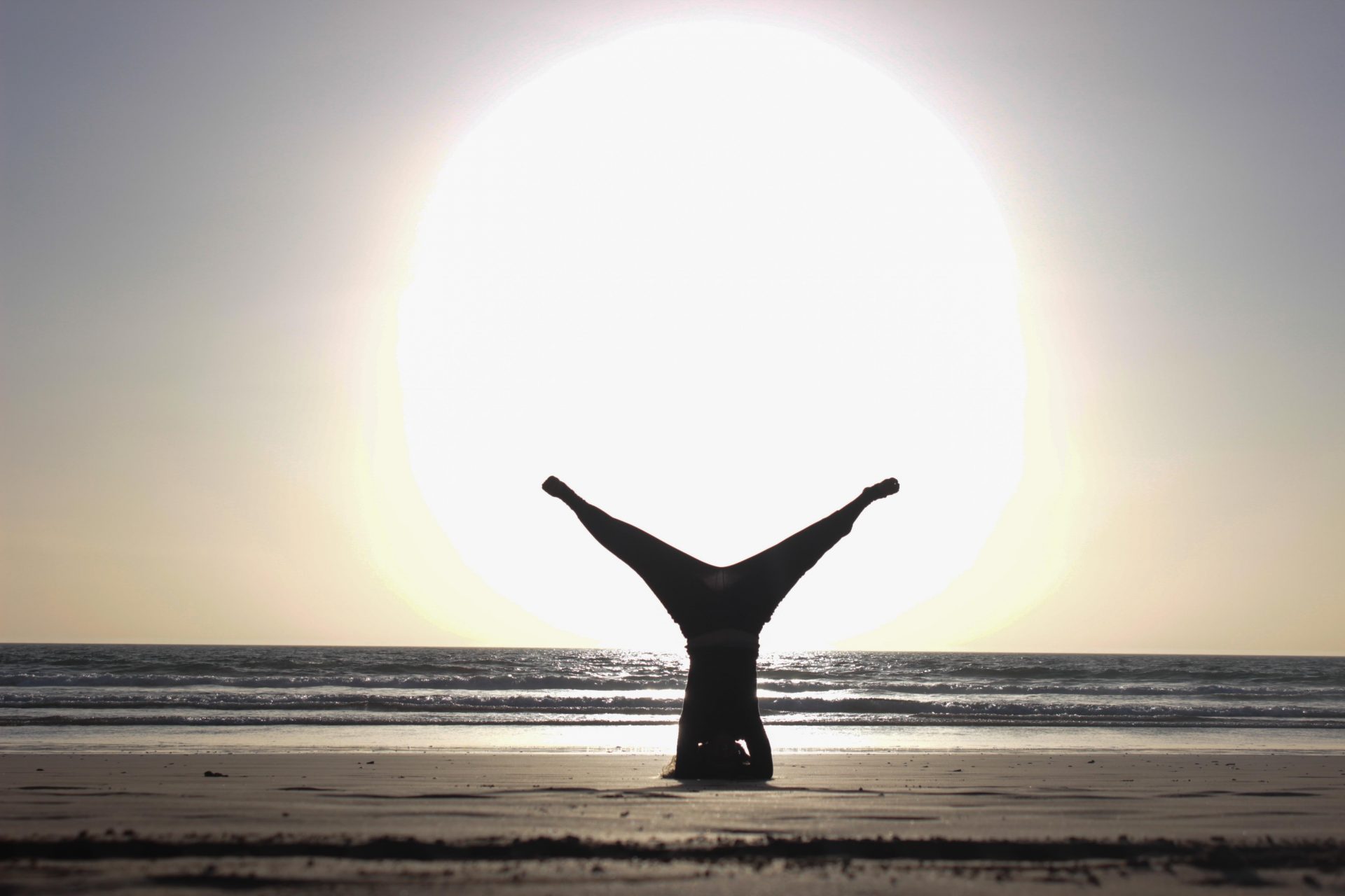 SURF YOGA – THE PERFECT COMBINATION OF TWO DIFFERENT WORLDS! - Surfcamp ...